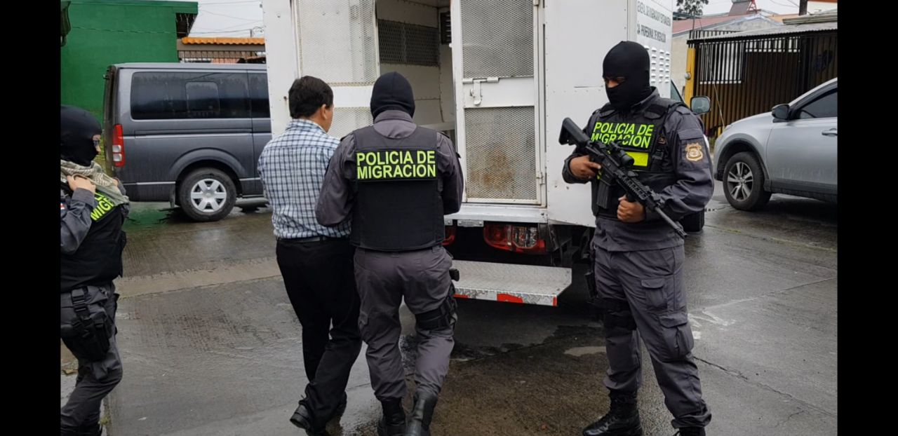 policía de inmigración | Comunidad de Venezolanos pa'Costa Rica